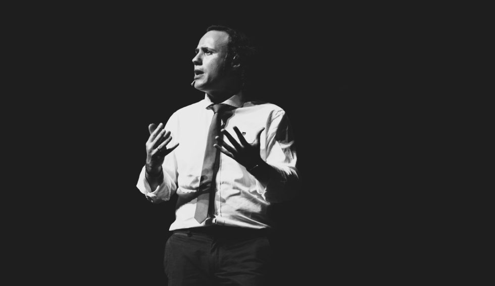Leandro Fernández Macho: “No somos inadaptados por incapacidad, sino ...